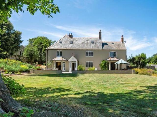 5 Bedroom House Weymouth Dorset LS100540695