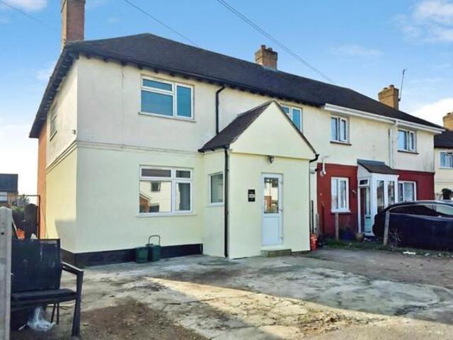 5 Bedroom House West Drayton Greater London LS101676487