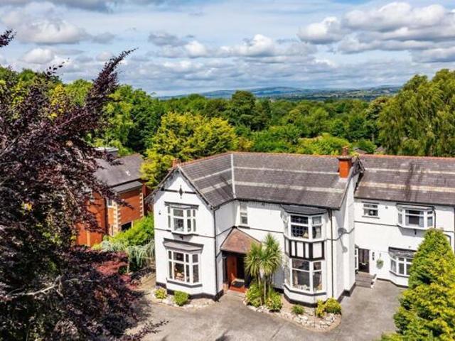 5 Bedroom House Whitefield Greater Manchester 100685121
