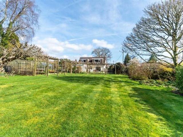 5 Bedroom House Wimborne Dorset LS100456586