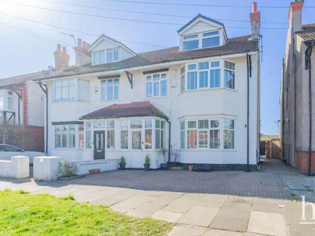 5 Bedroom House Wirral Wirral 98718180