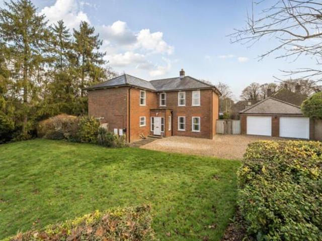 5 Bedroom House Wroughton Swindon LS100502875
