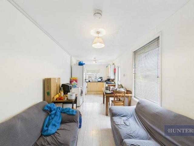 5 bedroom House To Let