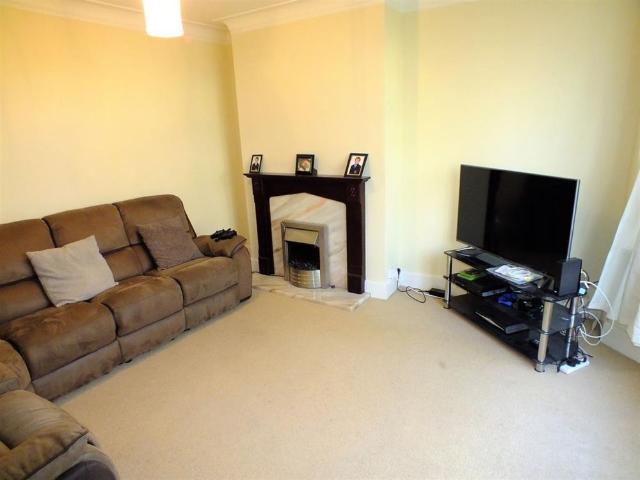 5 bedroom House To Let