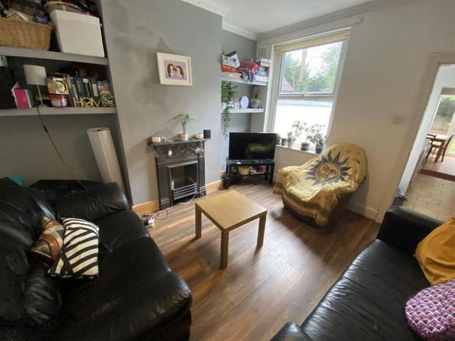 5 bedroom House To Let