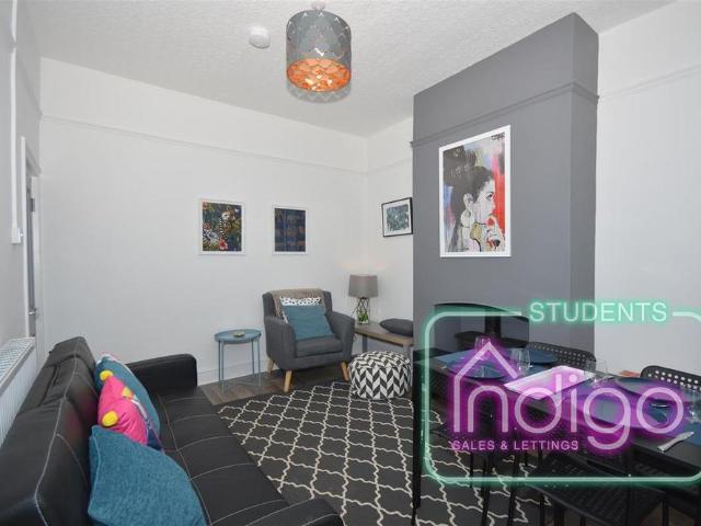 5 bedroom house to rent