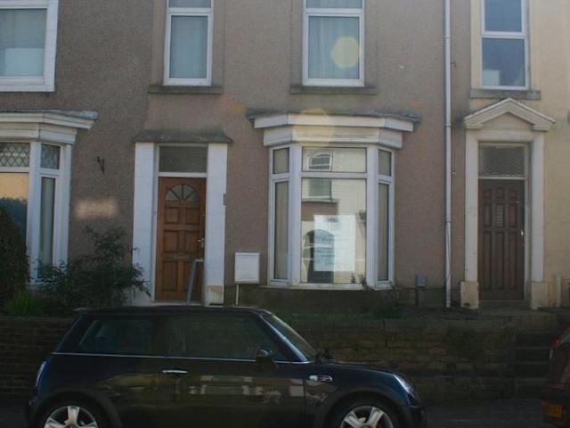 5 bedroom house to rent