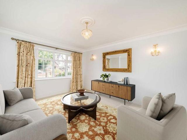 5 bedroom house to rent