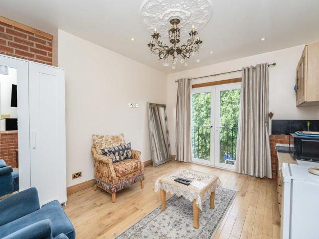 5 Bedroom House to rent