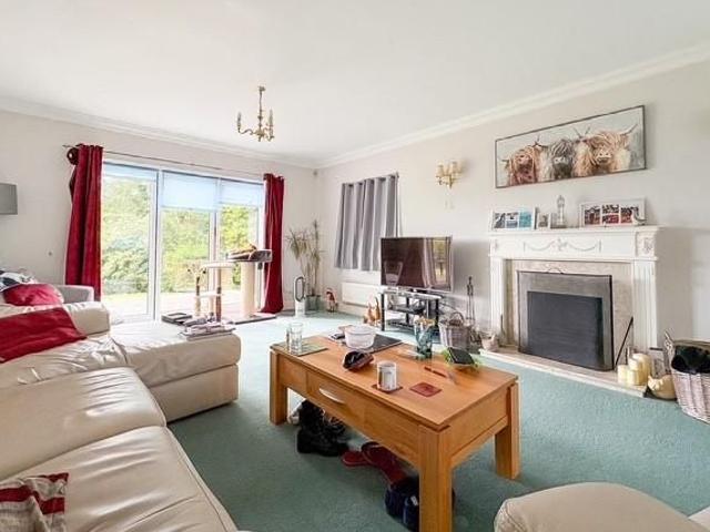 5 bedroom house to rent