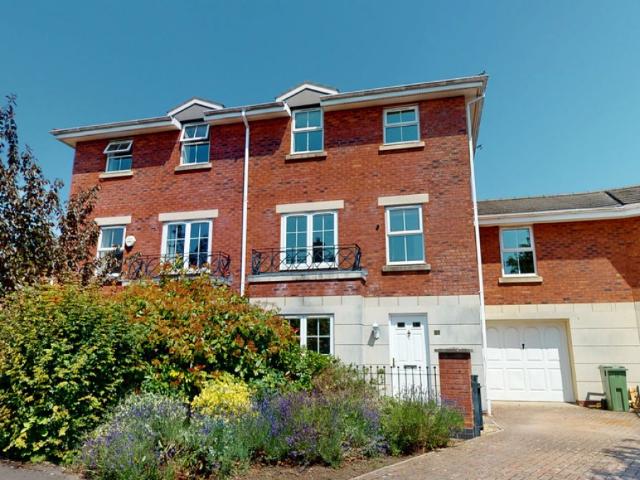 5 bedroom House To Rent
