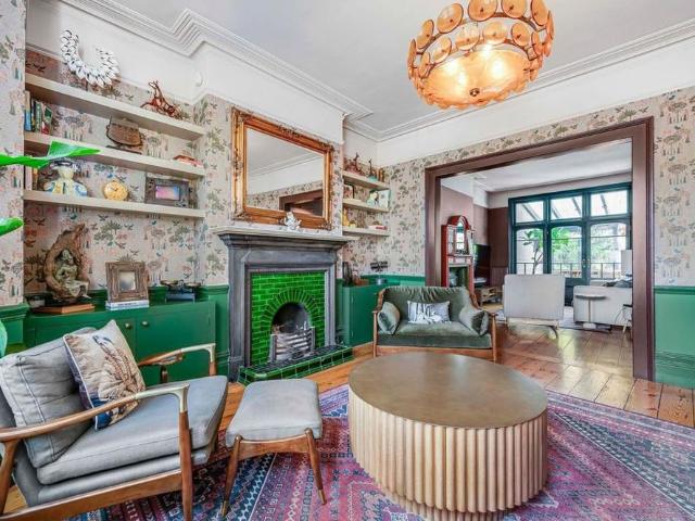 5 bedroom house to rent
