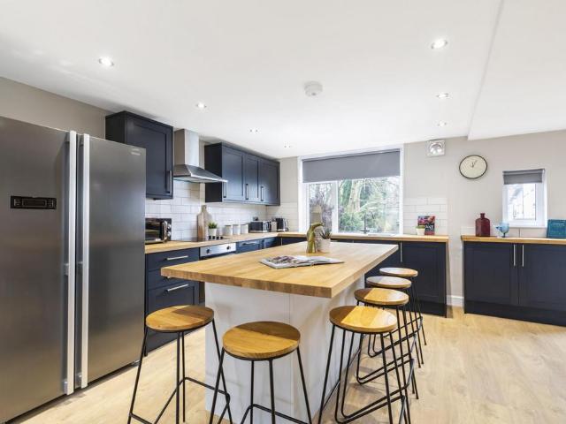 1 bedroom house share to rent