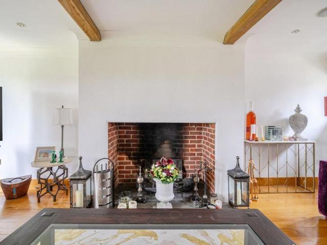 5 bedroom house to rent