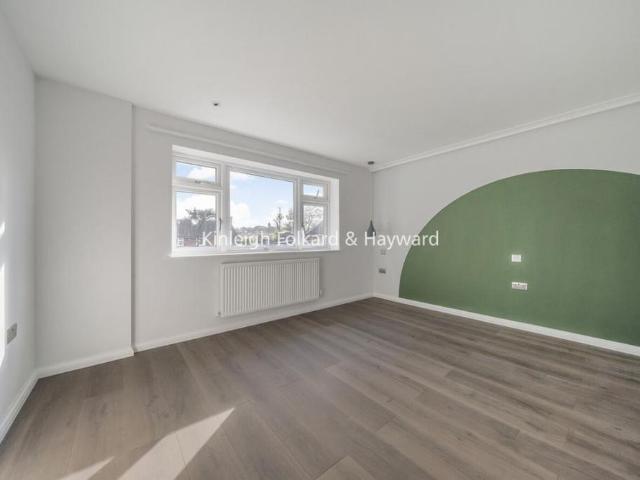 5 bedroom house to rent