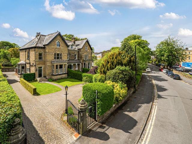 5 bedroom house to rent