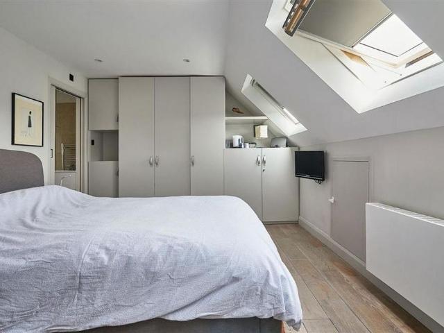 5 bedroom house to rent