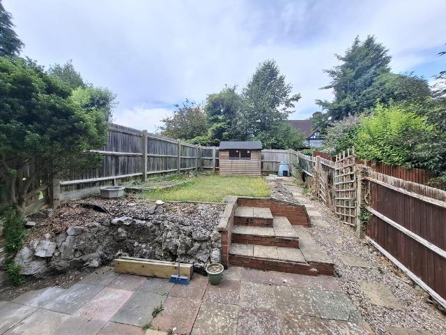 5 bedroom house to rent