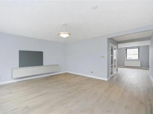 5 bedroom house to rent