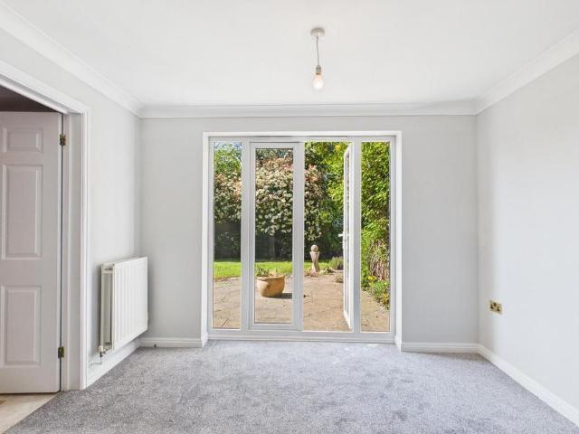 5 bedroom house to rent