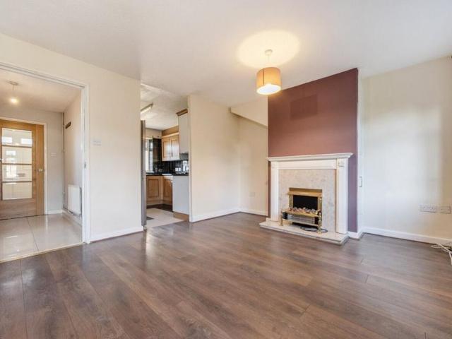 5 bedroom house to rent