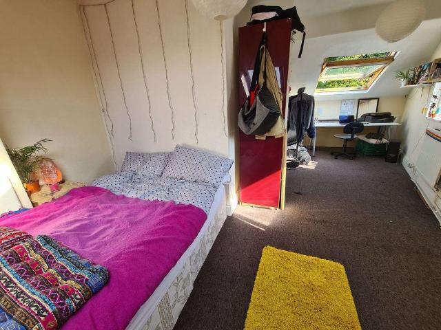 5 bedroom house to rent