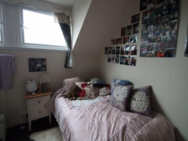 5 bedroom house to rent