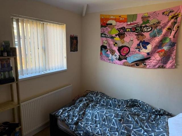 5 bedroom house to rent