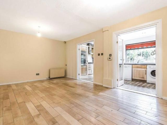 5 bedroom house to rent