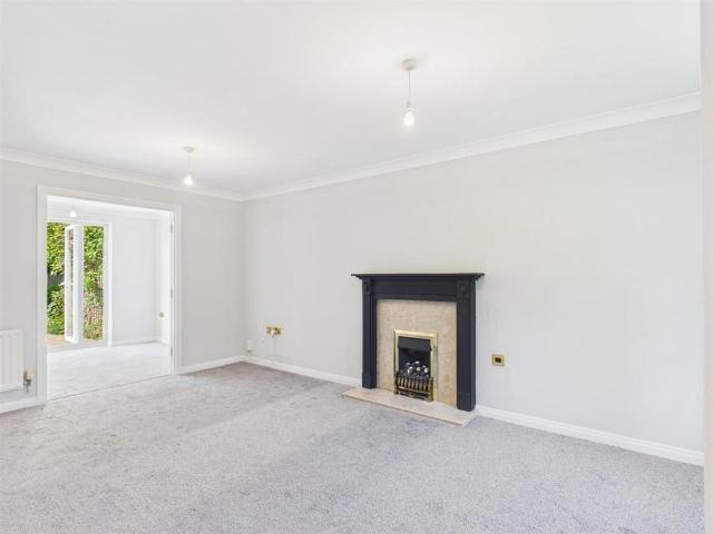 5 bedroom house to rent