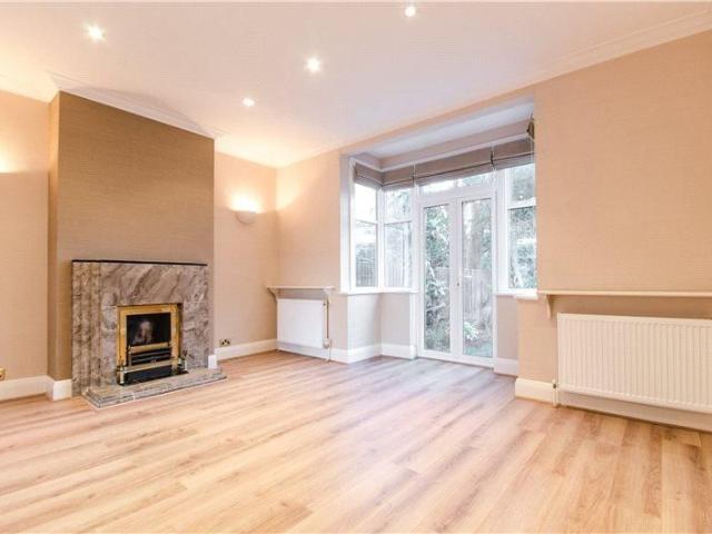 5 bedroom house to rent
