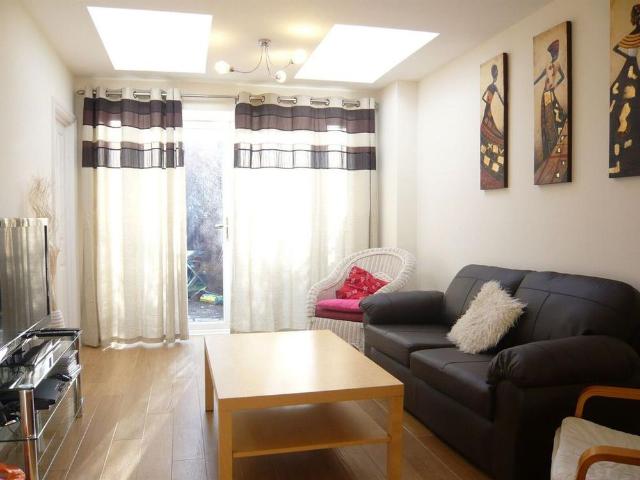 5 bedroom house to rent