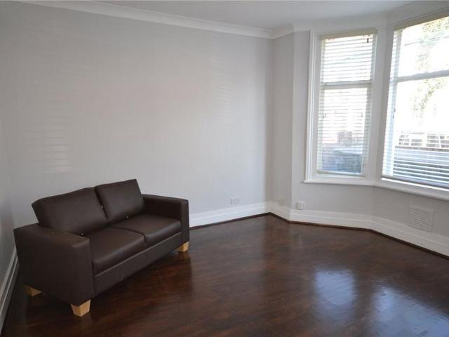 5 bedroom house to rent