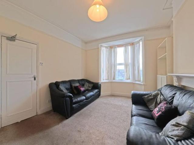 5 bedroom house to rent