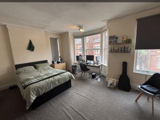 5 bedroom house to rent