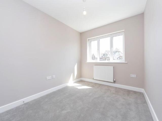 5 bedroom house to rent