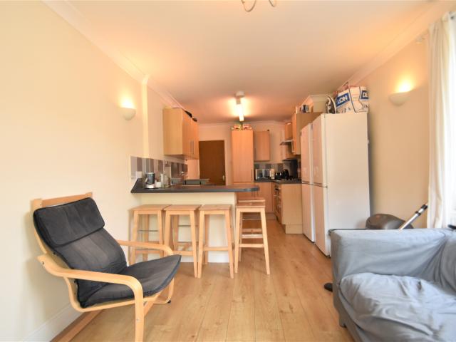 5 bedroom house to rent