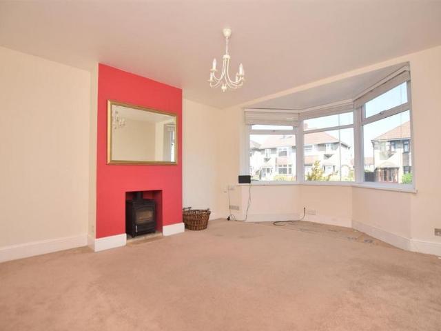 5 bedroom house to rent
