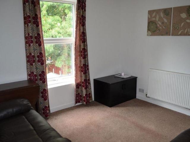 5 bedroom house to rent