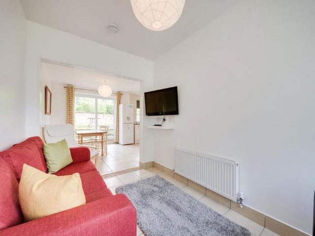 5 bedroom house to rent