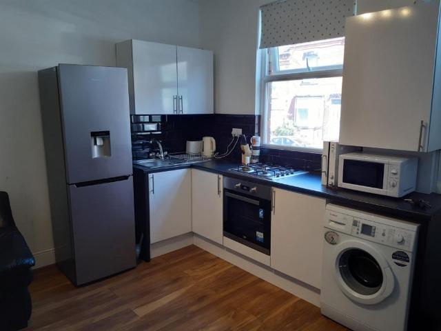 5 bedroom house to rent