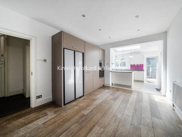 5 bedroom house to rent