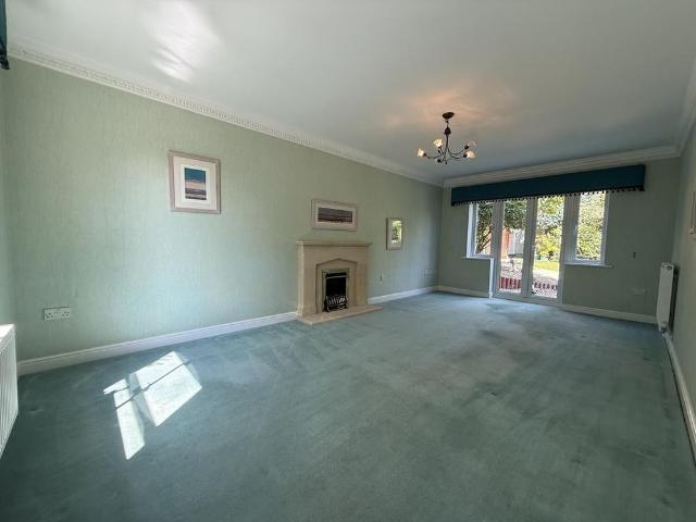 5 bedroom house to rent