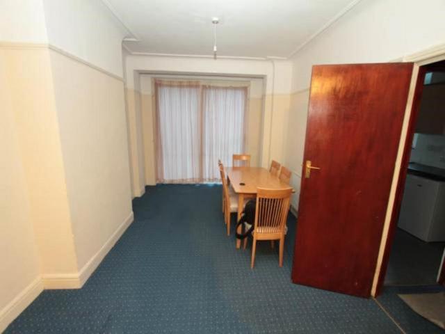 5 bedroom house to rent