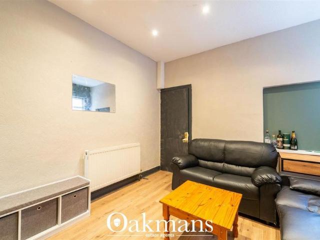5 bedroom house to rent