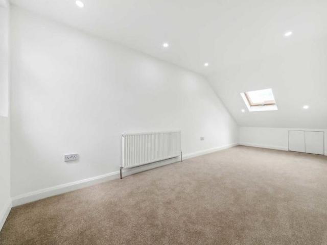 5 bedroom house to rent