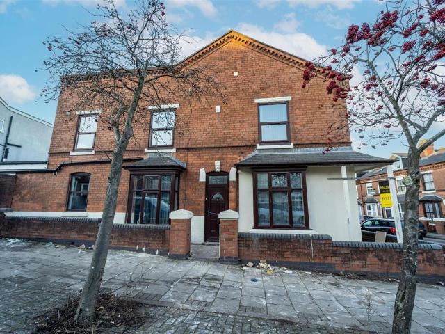 5 bedroom house to rent