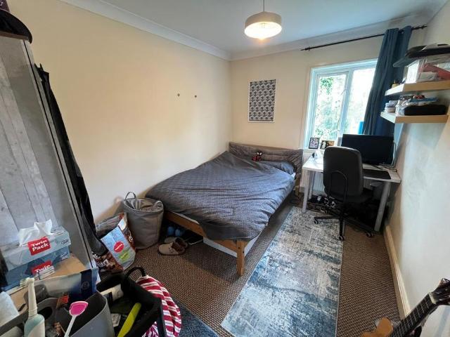 5 bedroom house to rent