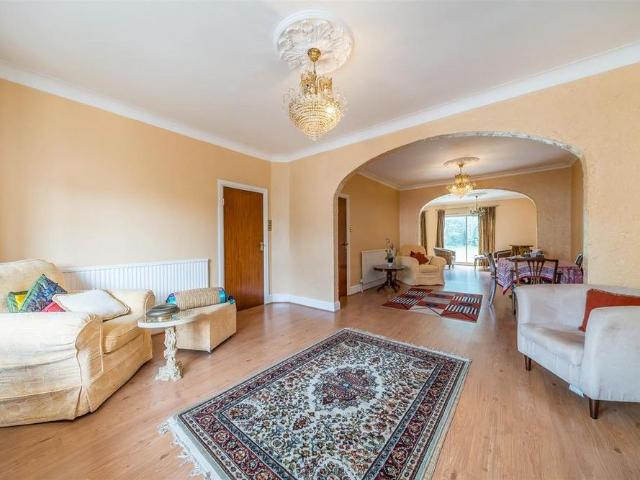 5 bedroom house to rent