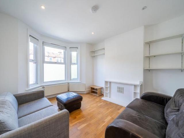 5 bedroom house to rent
